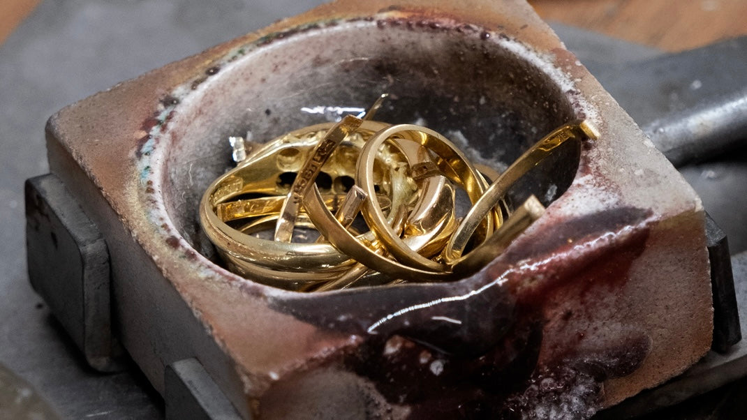 Handcrafted to Last - Embracing the Circular Economy in Luxury Jewelle